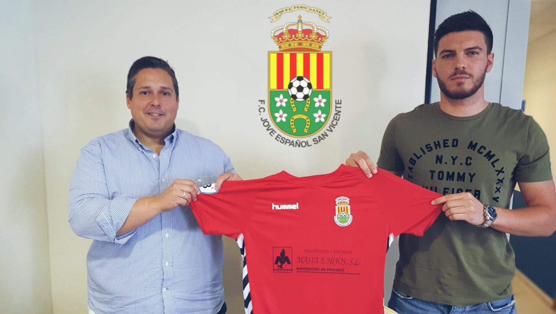 Ángel Cobo cumple una década como jugador del Jove Español - Radio San ...